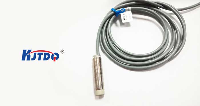 M12非埋式接近开关 - 凯基特